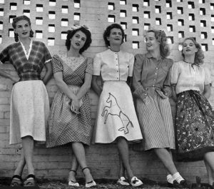 Historia de la Moda Vintage: Un Resurgimiento Cultural