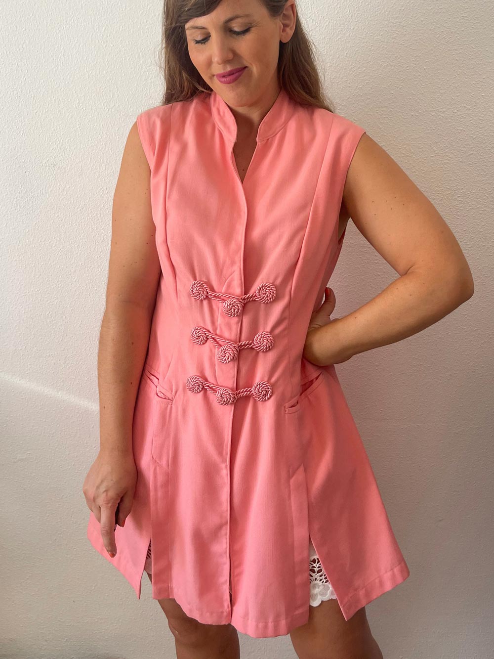 Chaleco rosa alamares | 32 € | Trend Vintage Collection - Ropa de mujer